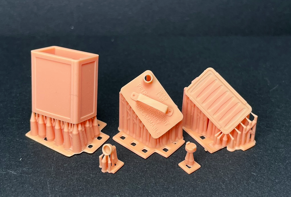 1/16 WW2 British 2 Gallon Fuel/Water Containers – FoxHopp Models
